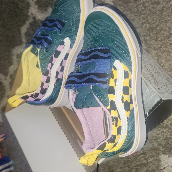 Vans | Shoes | Comfycush Vans Crayola Color Mashup Size | Poshmark